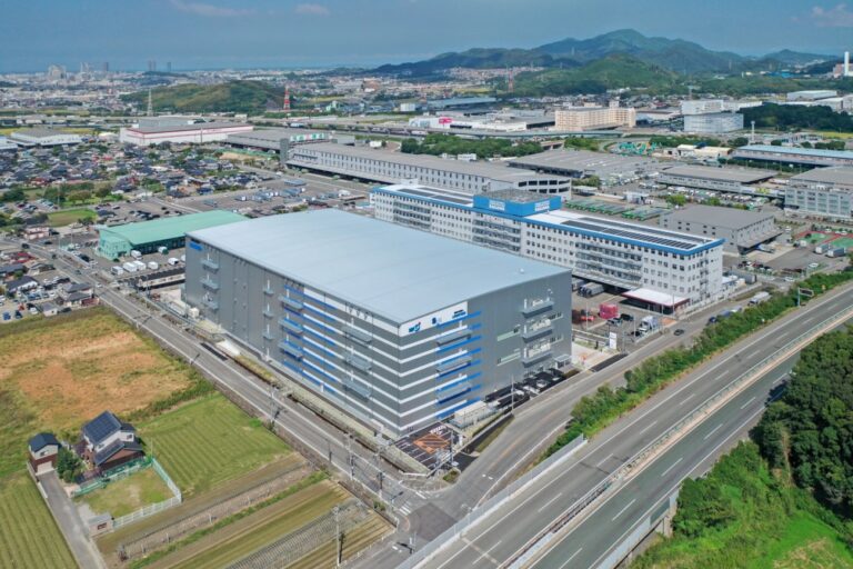 SGリアルティ 「MFLP・SGリアルティ福岡粕屋」竣工式｜物流ニュース｜物流ウィークリー｜物流・運送・ロジスティクス業界の総合専門紙